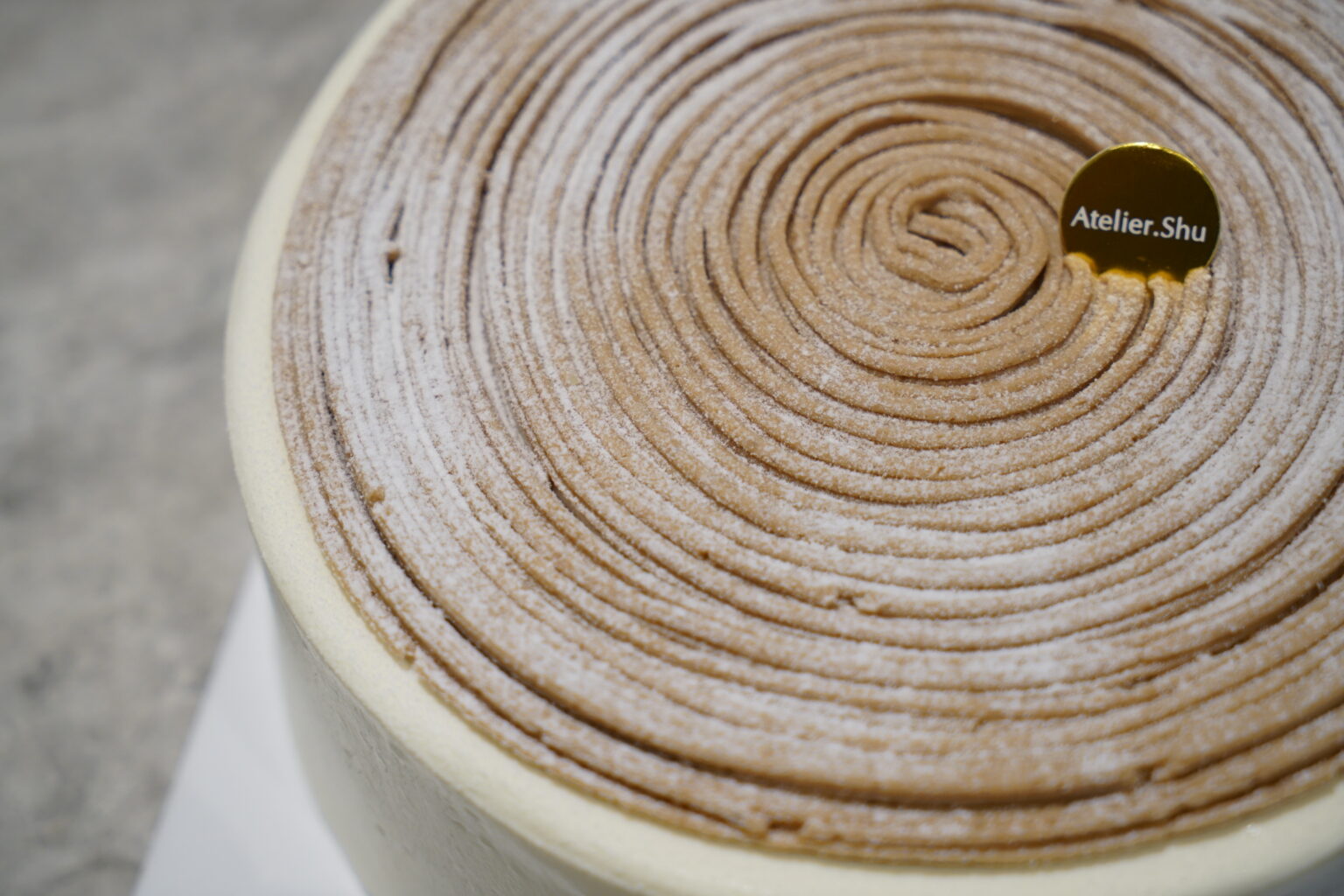 Whole Cakes - Atelier Shu