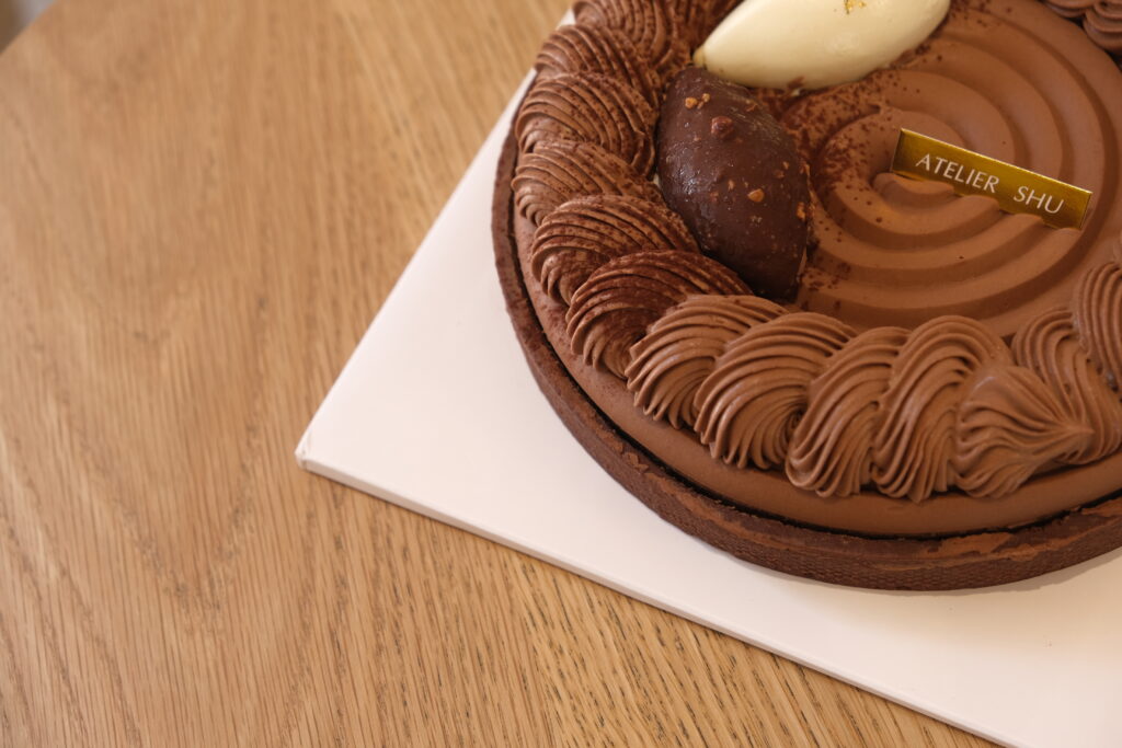 Whole Cakes - Atelier Shu